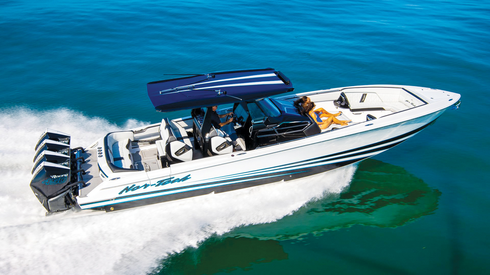 Year of the Center Console at Miami International Boat Show | Center ...
